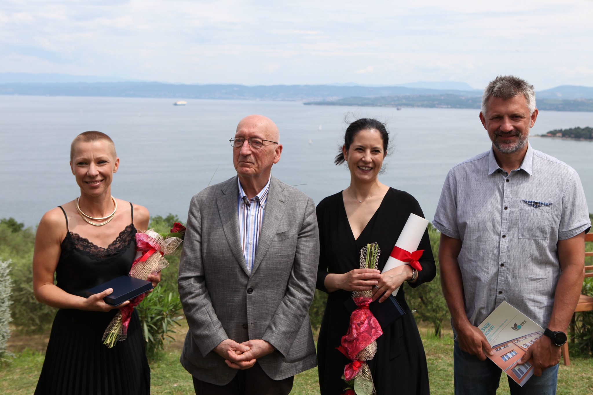 ZRS KOPER JE PODELIL PRIZNANJA GLASNIK ZNANOSTI 2021 - ZRS Koper