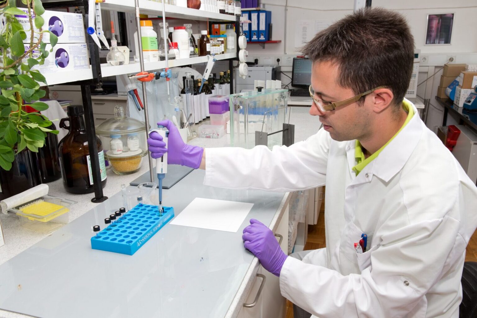 Laboratorij Inštituta za oljkarstvo - ZRS Koper